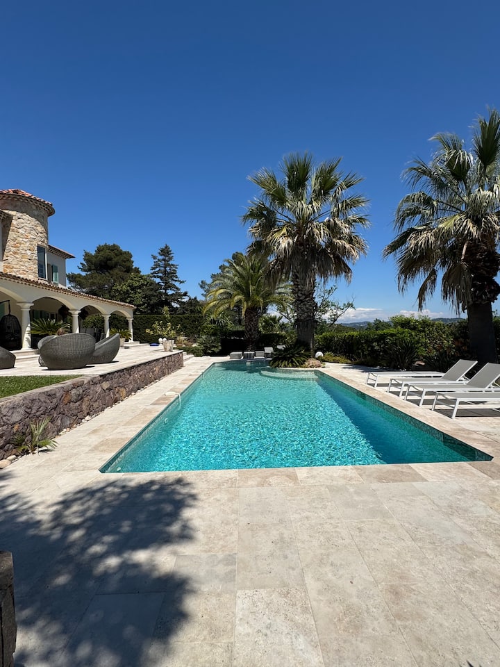 Mandelieu/cannes: Central Villa - Mandelieu-la-Napoule