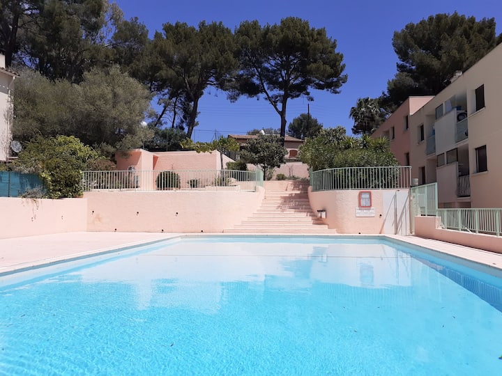Appartement Avec Piscine - Cavalaire-sur-Mer