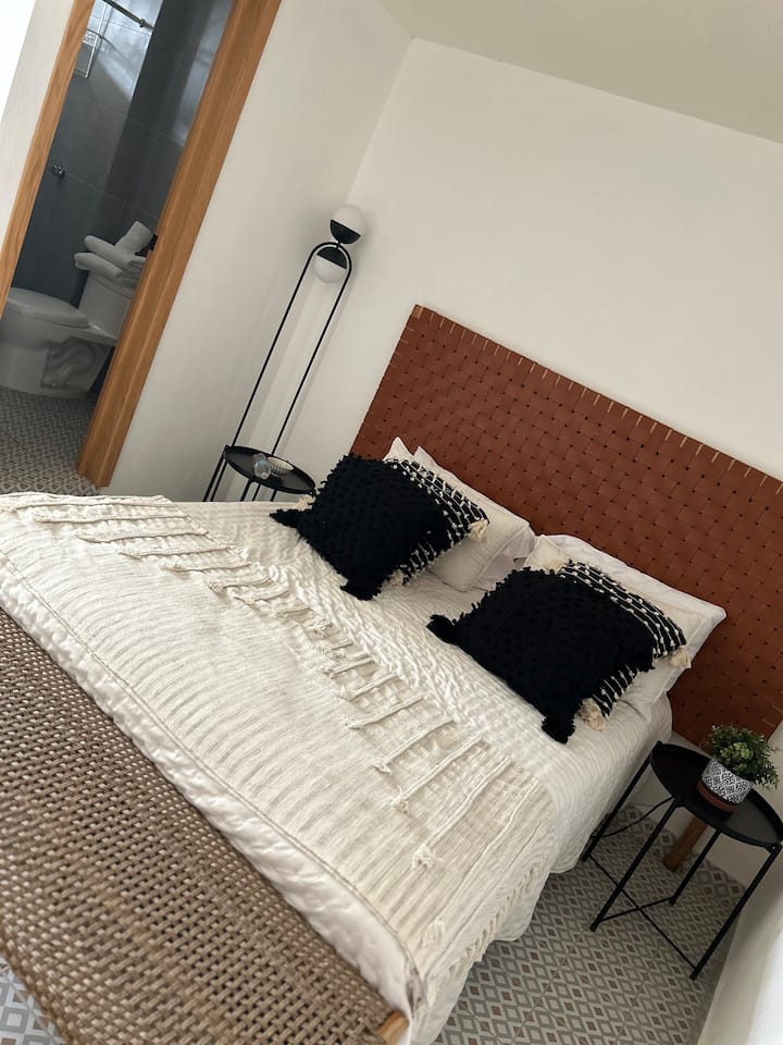 Loft Con/cocina/wc/tv /Wifi / Facturamos - Guadalajara