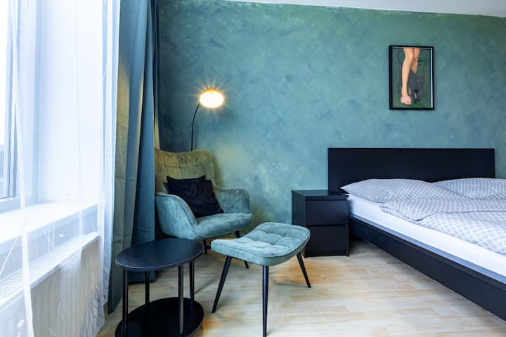 Elegant & Cozy Urban Studio | Easy Center Access - Pozsony