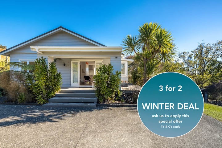 Grape Shed Cottage, Oneroa | Coast And Country - Waiheke Island