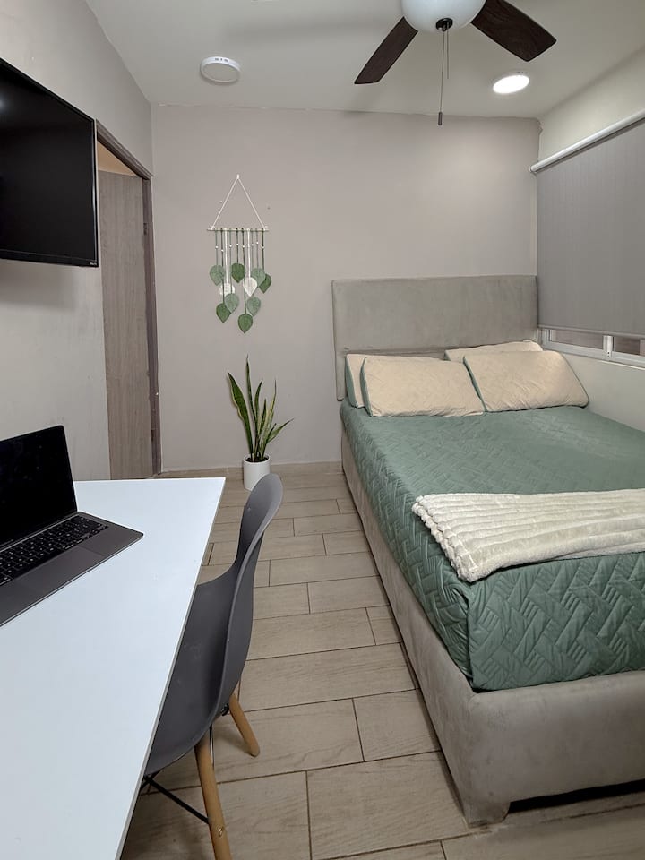 Suite Privada Con Baño • 15min P. Fundidora/cas - モンテレイ