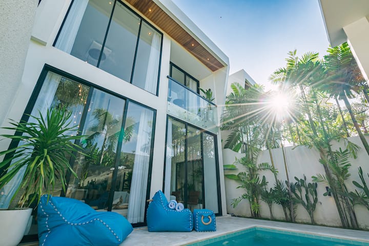Villa Surya 2br & Private Pool Luxury In Canggu - Bali