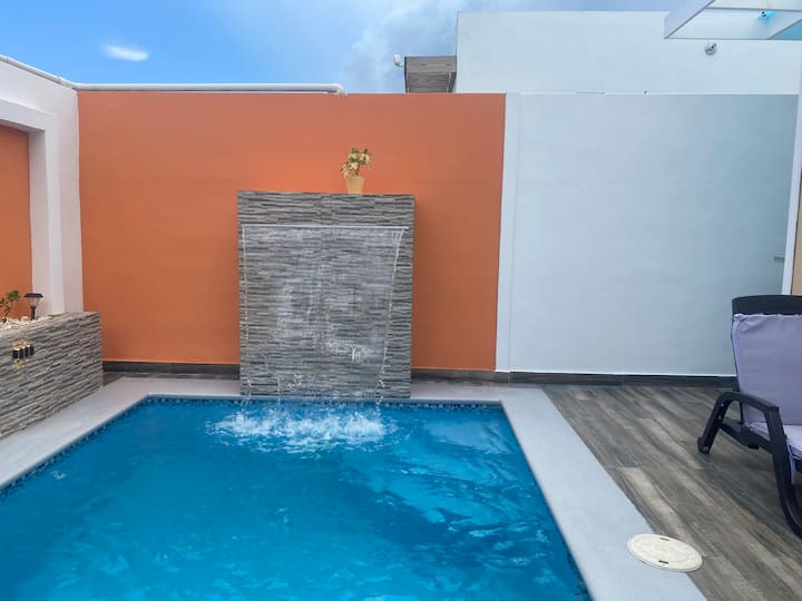 Excelente Casa - La Romana
