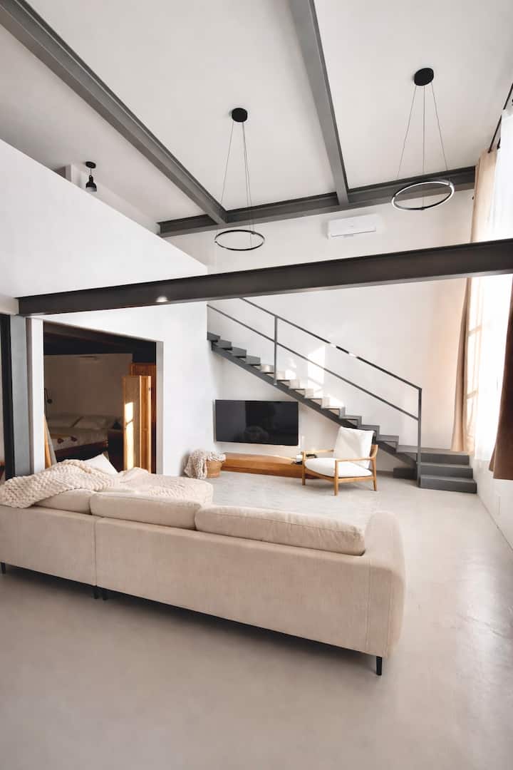 Exquisite Duplex Loft With Private Parking - Milão