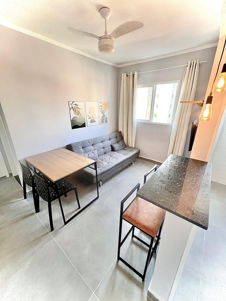 Apê Reformado 400 Metros Da Praia - Praia Grande