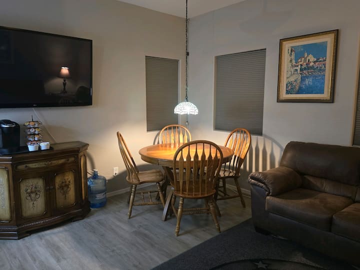 Quiet With Easy Access To Area. - Apache Junction, AZ
