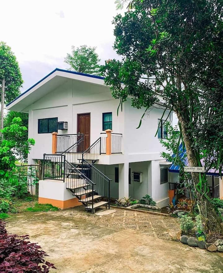 Beach Front Cozy Studio With Wifi And Breakfast - Puerto Princesa