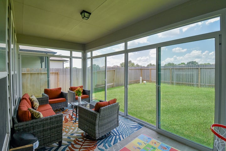 Single Family House With Gym - Houston, TX