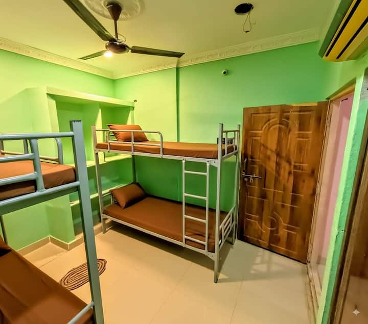 Tiny  Hub | Smart & Comfy Rooms - Rajahmundry
