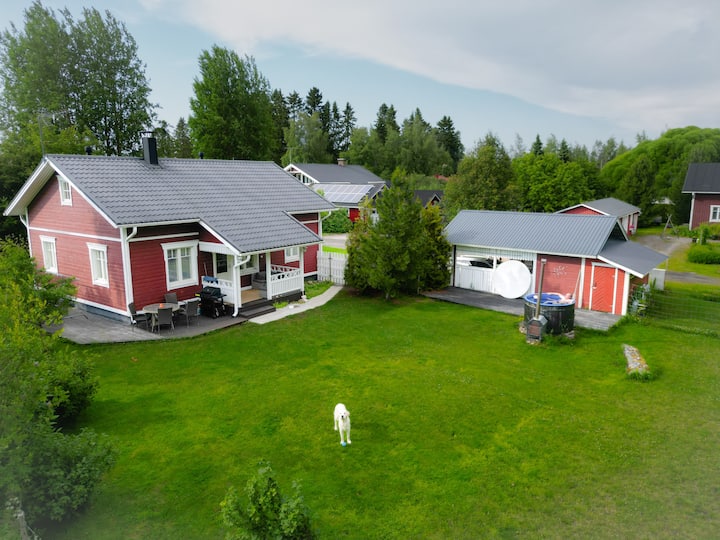 Fenced House - Hot Tub For An Additional Fee - Kalajoki