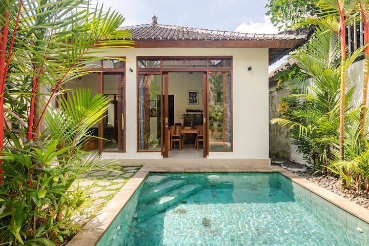 Ubud Two Bedroom Private Villa - Ubud