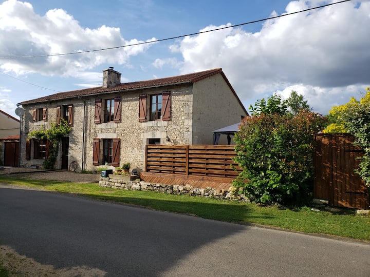 The Old Forge - Le Vigeant