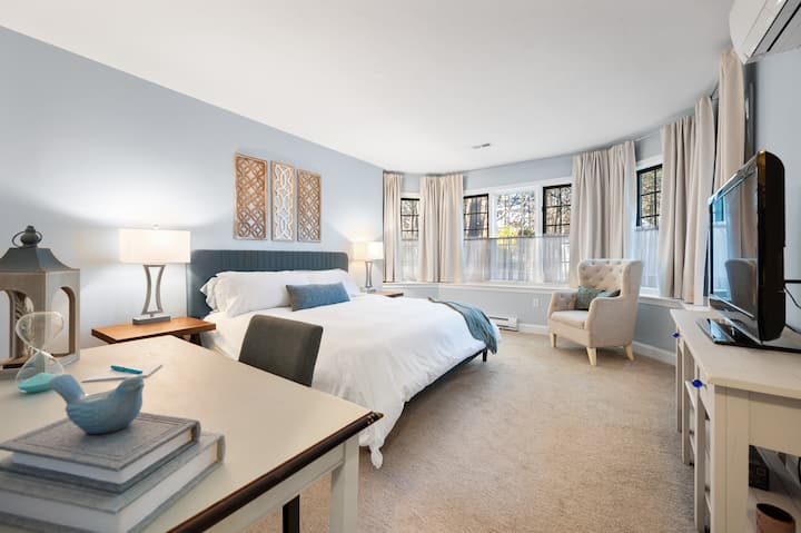 2br Private Suite Close To World Cup Sleeps 6 - Milford, MA