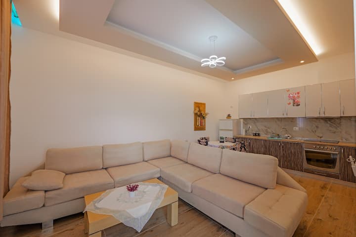 Joen Apartament 2 - Sarandë