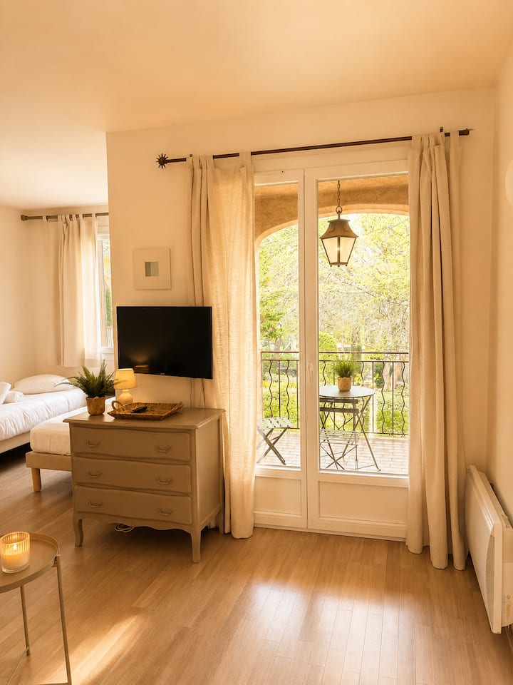 Studio 5- Cosy, Balcon, à 500 M Des Thermes - Esparron-de-Verdon