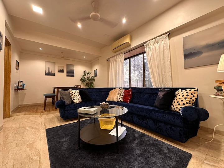 3 Bhk Signature Suite Off Carter Road - Mumbai