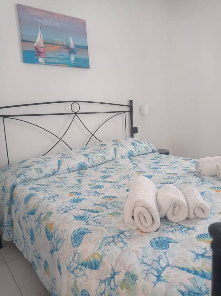 Savoia 32 Ancora - Calasetta