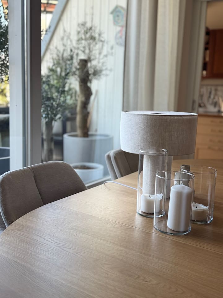 Zentrum: Traumwohnung Mit Ausblick + Parkplatz - Leipzig