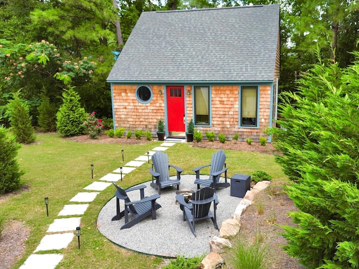 Cozy Cottage Near Beach! King~firepit~outdr Shower - Wilmington, NC