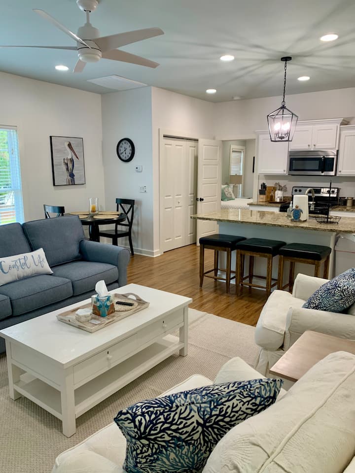 Inviting Home Minutes To Beach/golf - Pawleys Island, SC