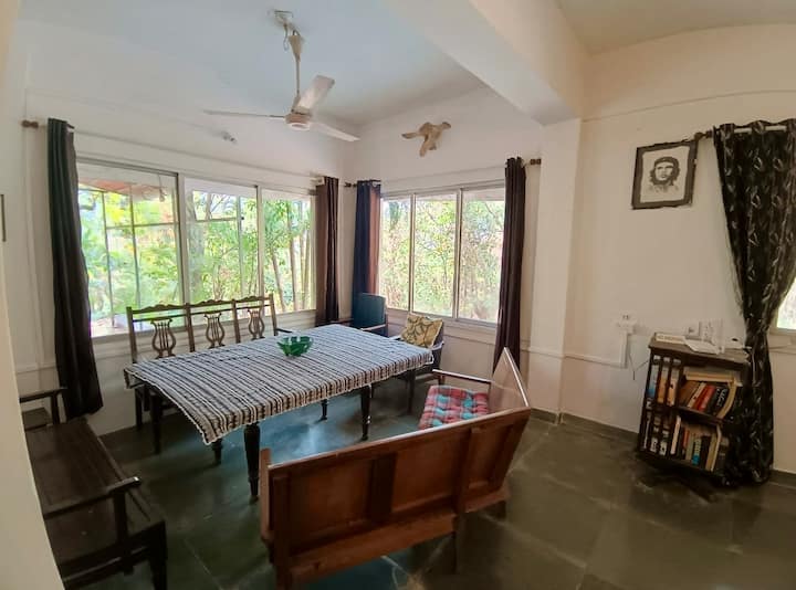 Hon's Ranch - Kolad