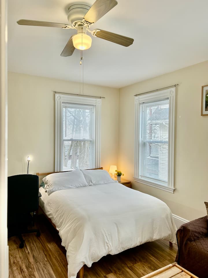 W.r. Duplex Apt Flrs 2 And 3 Sleeps 10 Boston - Boston, MA