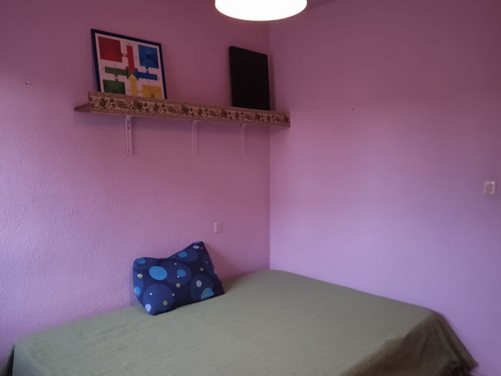 Linda Habitación, Buena Zona - Murcia