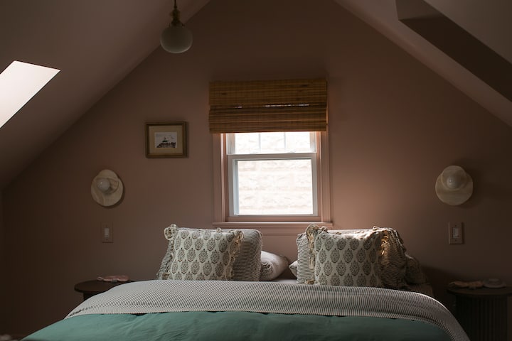 Jmu 5 Min Drive/downtown Hburg/walkable/king Bed - Harrisonburg, VA