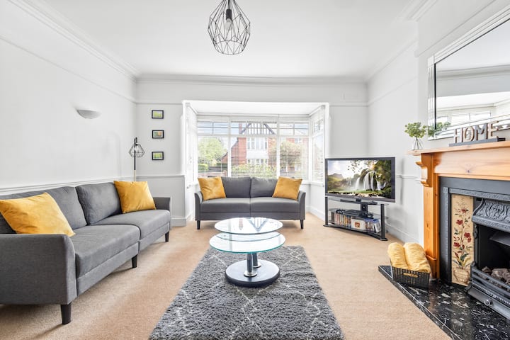 5-bed Home For Contractor,corporate & Family Stays - Leicester