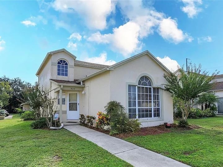 Tranquil Townhouse By The Lake. - Ocoee, FL