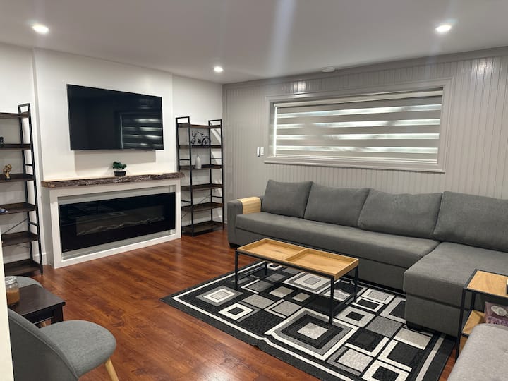 2 Bed 2 Bath- Suite
Fleetwood - Quite Neighborhood - Surrey