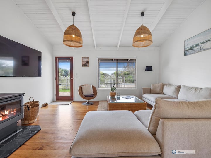 Surf Beach Retreat, 200 Mtrs From Surf Beach, Fami - 필립 섬