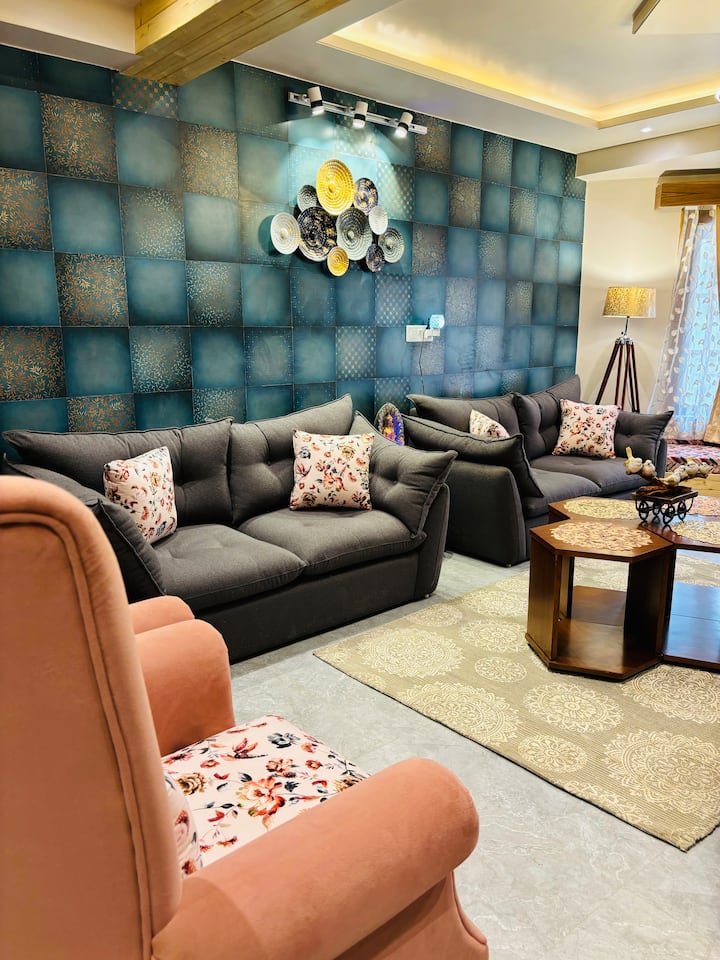 3 Br Floor In Unravel Homes With Pvt. Balconies - Nainital