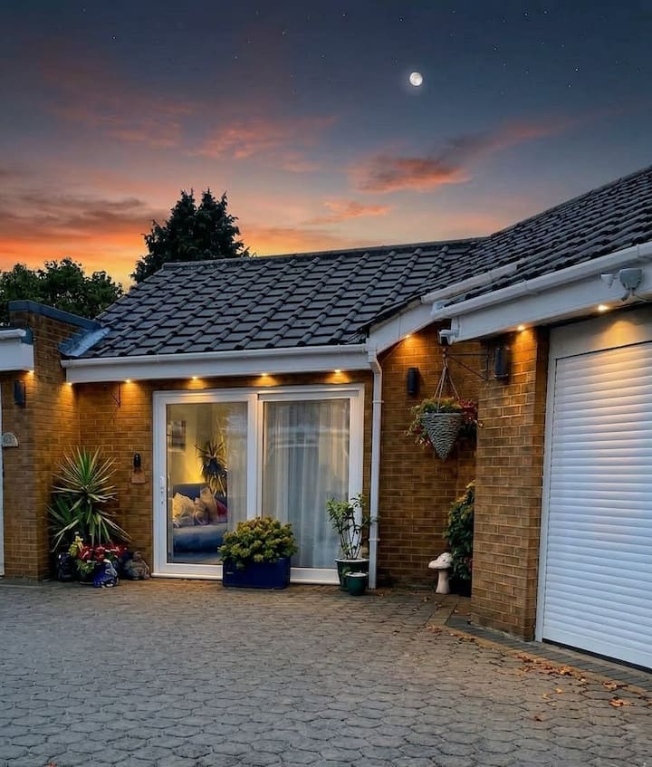 Peaceful Annex, Quiet Area, Parking, Pet Friendly - Derbyshire