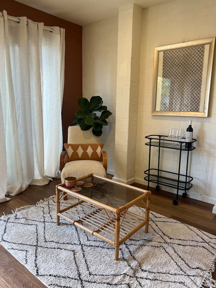 Gwandalan - Resting Place - Mount Martha