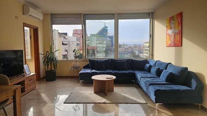 Next To Blloku 2bdr Spacious Apartment By Tam - Tirana