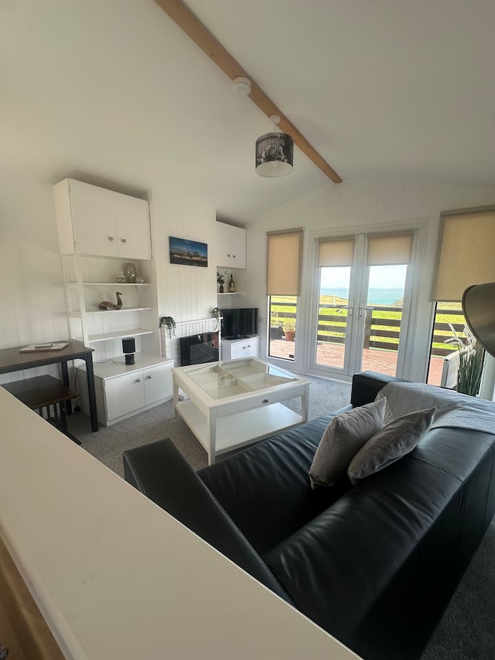Bowmore 7 - Stunning Sea Views! Farm Stay - Stranraer