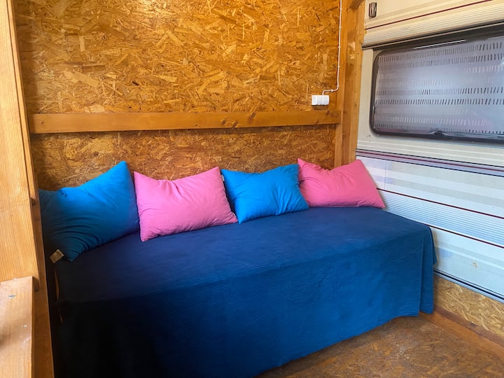 Karavan “Julia” - Drvenik