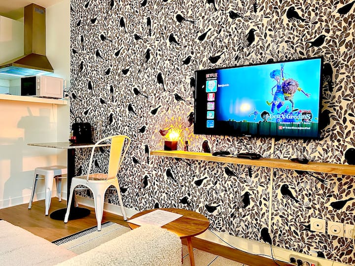 Beau Studio – Proche Gare/centre-ville + Parking - 니오르