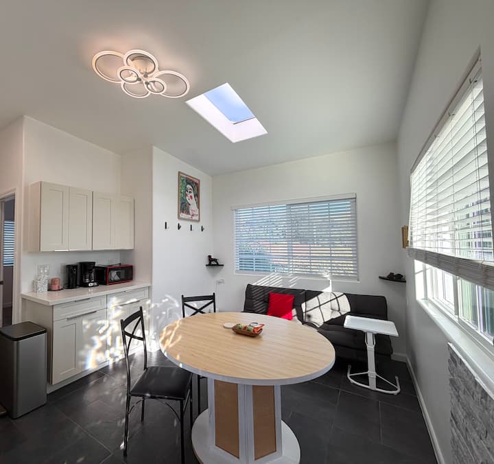 Cozy Big Island Guesthouse #2 - Waimea, HI