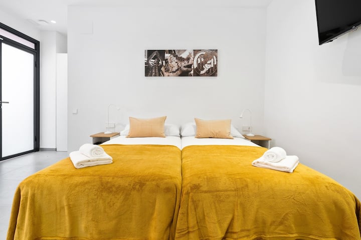 Fira 3 Apartime Building - L’Hospitalet de Llobregat