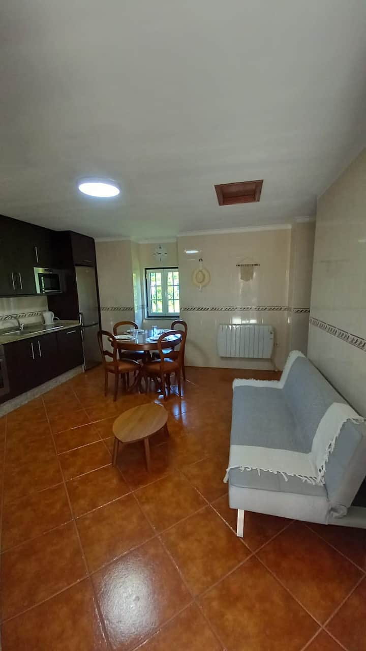 Casinhas Santo Ovidío 
Lagarta - Fafe