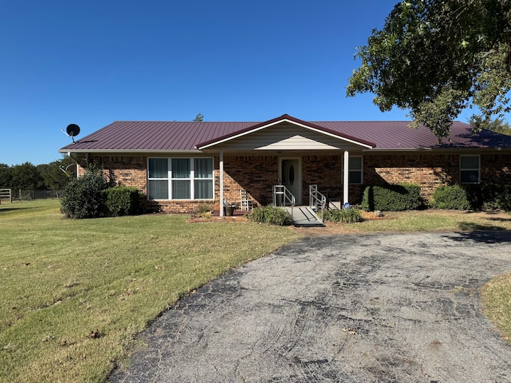 Nana's Lake House Where Memories Are Made! - Ardmore, OK