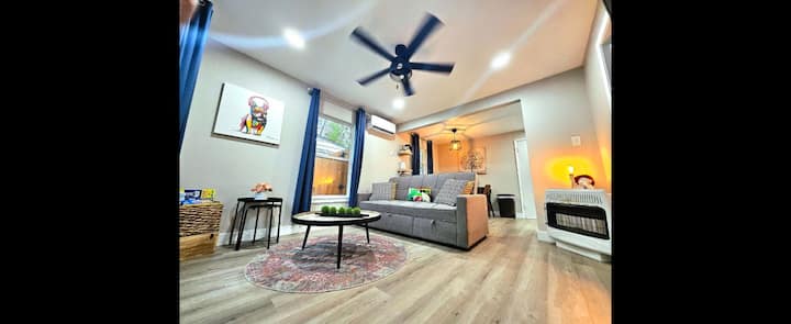 Clean & Cozy: 2x Space & Privacy Near Unt And I35 - Denton, TX