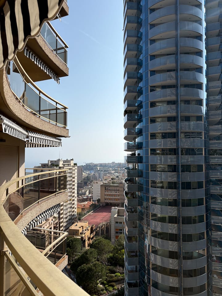 Annonciade Tower, High Floor Studio W/ Terrace - Beausoleil