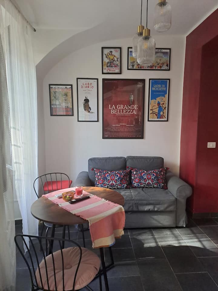 Little Cinema Near Trastevere, Center, Vaticano - Rome