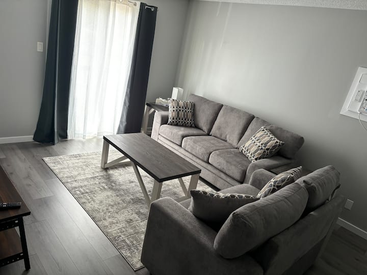 Nicely Redone 2 Bedroom Suite - North Battleford