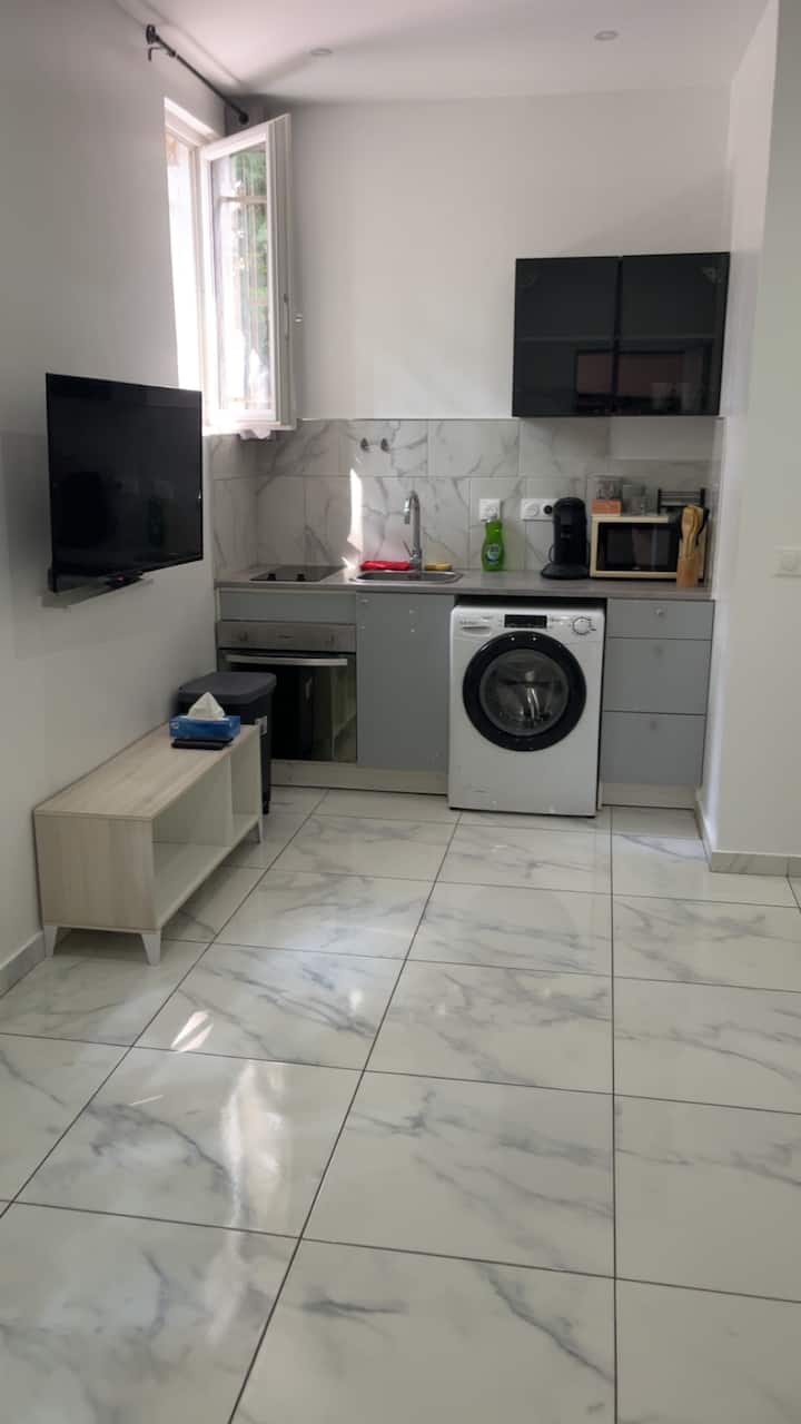 Bonjour Appartement De Type F1 - Saint-Brice-sous-Forêt