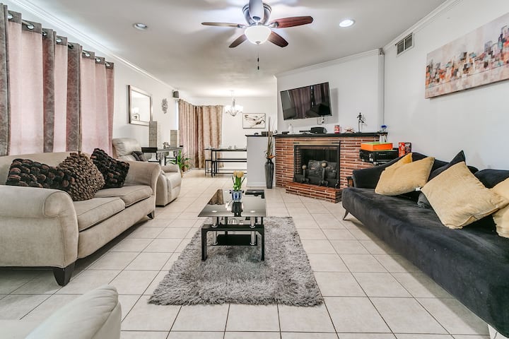 Family And Friends Home - Deep Deuce - Oklahoma City